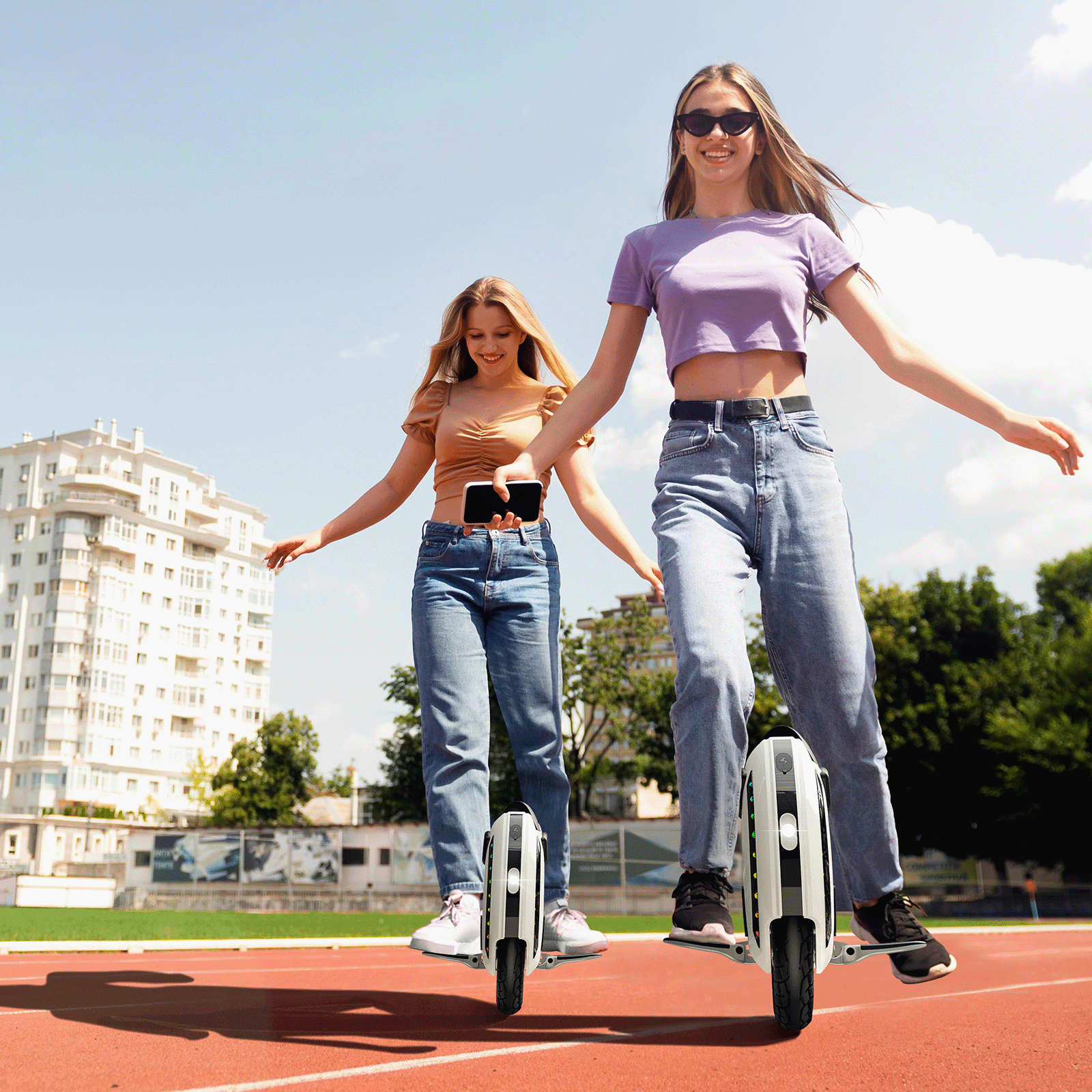 14M – Electric Sports Company